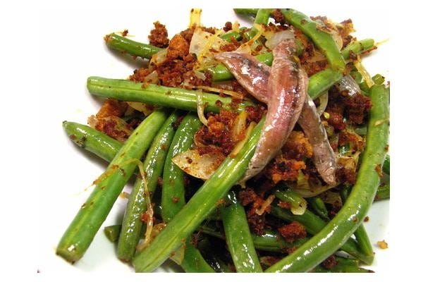 How To Make Italian String Beans With Anchovies and Breadcrumbs ...