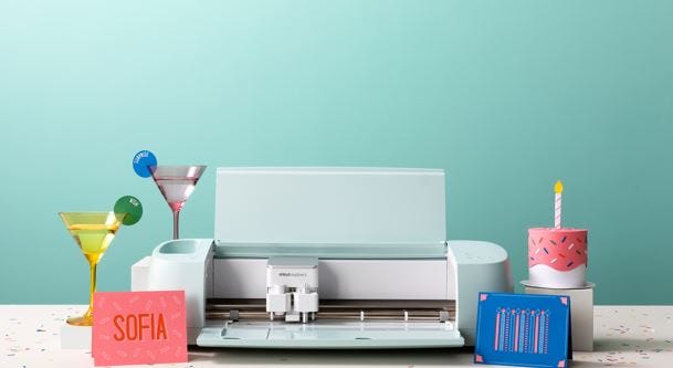 How to Use a Cricut Machine for Beginners? [A Quick Guide] | by ...