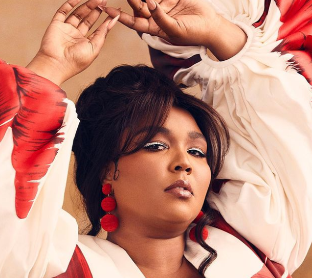 Lizzo Birthday, Real Name, Age, Height, Boyfriend | by Famed Directory ...