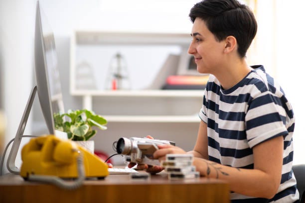 How to Write a Coin Flipping Program on Python? | by Emma Delaney | May ...