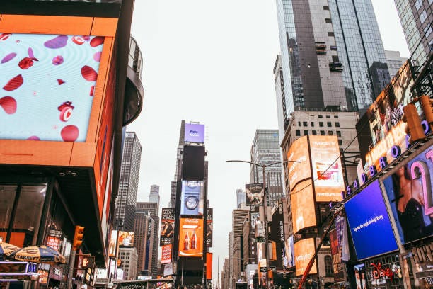 The Different Types of Digital Signage: Choosing the Perfect Display ...