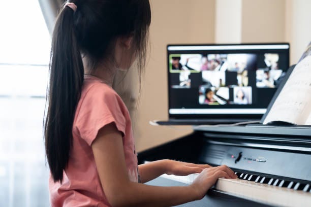 Importance And Benefits Of Online Piano Courses | by Maestro Online ...
