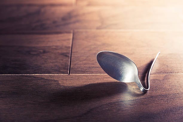 Human Spoons — Is Bending Really Worth It? | by Vee the Rhevelaytor ...
