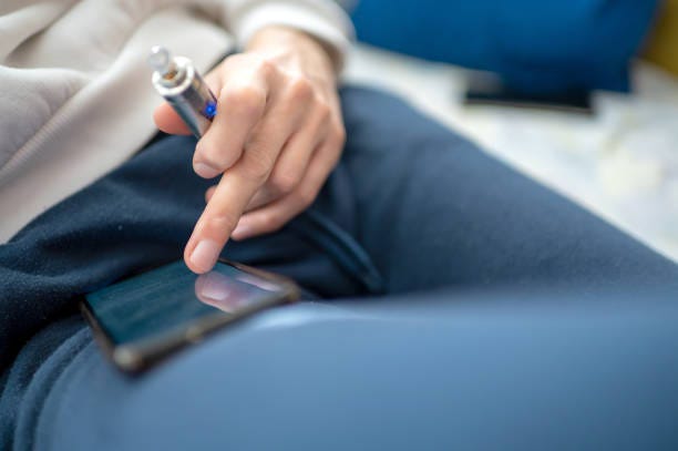 Why is a vape pen blinking?. Why is my vape pen blinking? | by Alina C ...