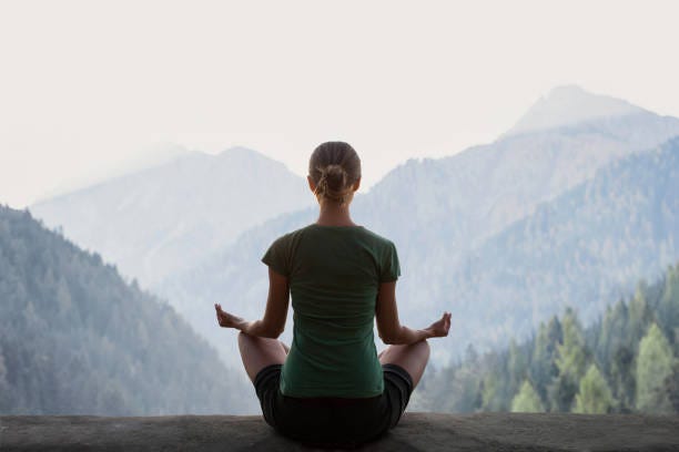 Meditation 101: Benefits of meditation + A how-to guide for beginners | by Tayyaba | Medium