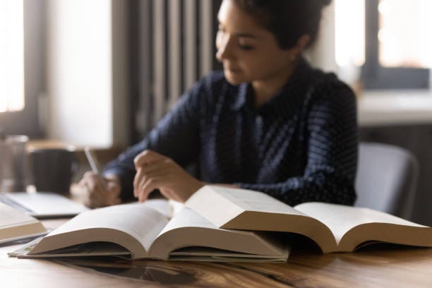 Finding Dissertation Help in London: Guide to Academic Success - Ariel ...