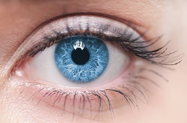 The Healthy Eye and the Unhealthy Eye | by Jonathan Palmer | Medium