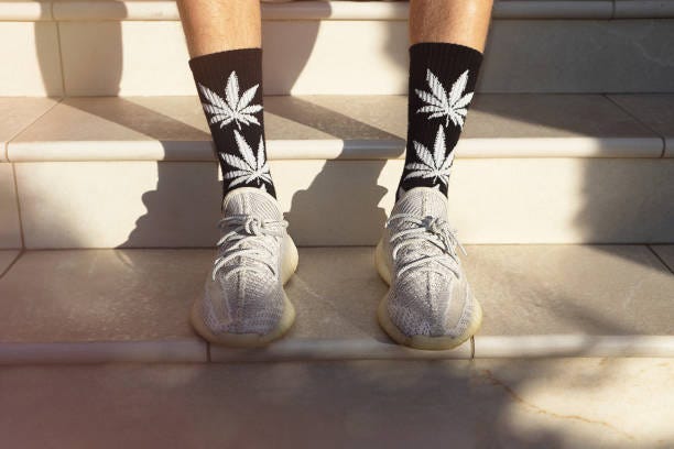 Different Types of CBD Wraps For Feet | by Austinppqcarrj | Medium