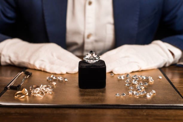 Mobile Jewelry Appraisal - Jewelry Appraisers - Medium