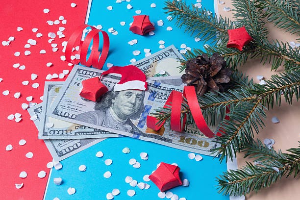 Holiday Goldmine: Top Ways to Make Money Before Christmas | by Leafson ...