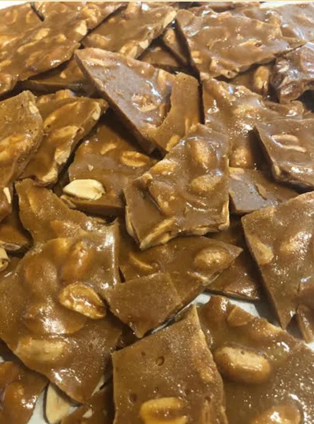 Sweet and Nutty Bliss: Your Guide to Crafting Homemade Peanut Brittle ...
