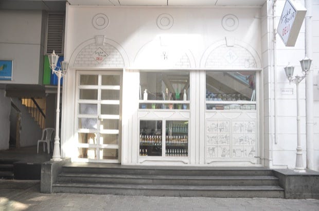 Match your mood with Smoke House Deli | by Khevna sharma | Medium