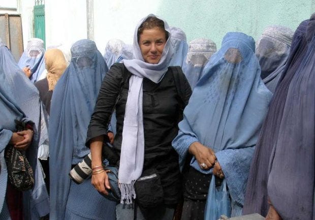 Conheça Heidi Levine: uma fotojornalista no Oriente Médio | by Carolina ...