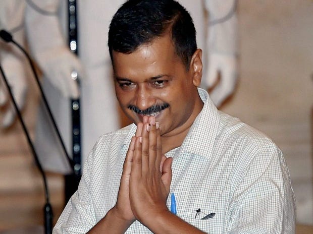 Kejriwal says sorry to Gadkari, Sibal; Shivraj offers some advice ...