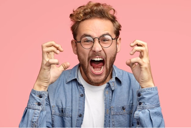 Ahhh! I’m A New Writer With Serious Tech Headaches | by Kristina God ...