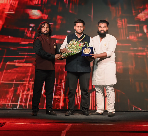 Social media Digibazzar’s CEO Adarsh Arya Earns Recognition from Ashmit Jaiswal & Pradeep Singh ...