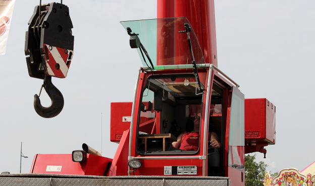 The Hazards of Using Corroded Cranes | by Crane Warning Systems Atlanta ...