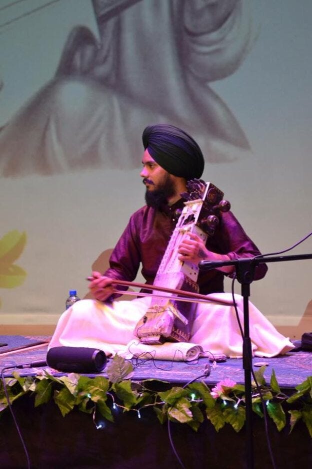 Sarangi Instrument Player In India: What Are The Top Benefits And ...