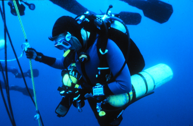 The portable decompression chamber for SCUBA-diving scientists | by ...