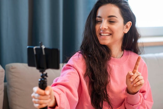 The Kings & Queens of Content: Unveiling the Top 10 UAE Social Media ...