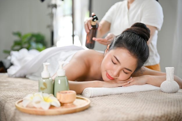 How to Relieve Stress and Relax with Chinese Spa Massage | by New Life ...