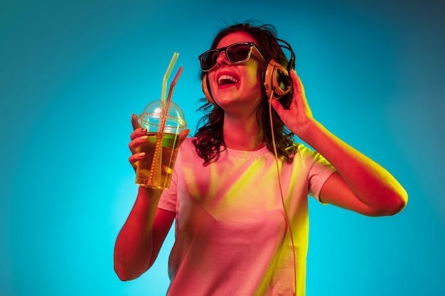 How To Say “Have A Good Weekend” In Spanish | by Spanish Smart | Medium