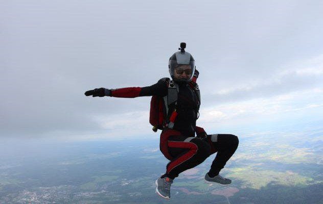 10 More People Who Survived Falling from Extreme Heights | by Joaquim ...
