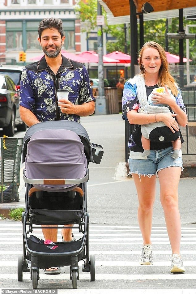 Adrian Grenier seen for the first time with baby boy Seiko, 3 months ...