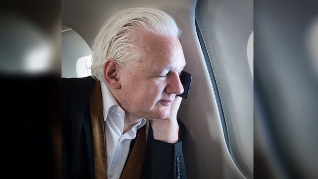 Julian Assange, Richard Boyle e Garotos do Subúrbio, ao som de ...