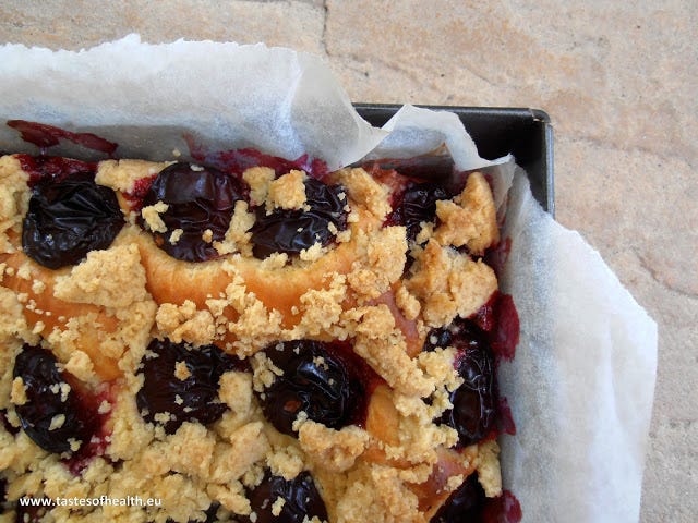 Yeast Cake with Plums and Crumble Topping [My Grandma’s Baking — Part I ...