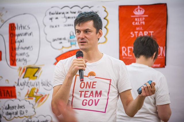 How we’re pitching at One Team Gov Global | by Debbie Blanchard ...