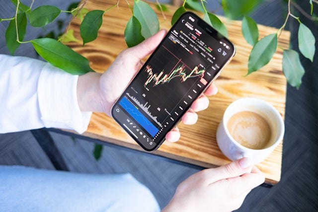 Why Circulating Supply Matters in Cryptocurrency | by Naga Chitrika ...