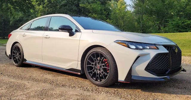 Toyota Avalon: Unleashing Elegance, Performance, and Reliability | by ...
