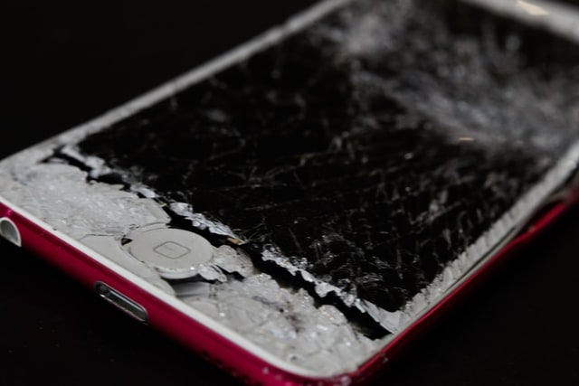 5 Reasons why I hate Modern Smartphones and 5 ways to fix them | by ...