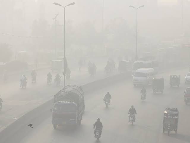 Smoke Pollution in Pakistan. Acute smoke pollution in Pakistan… | by ...