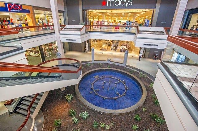 Reviving American Malls. What America Can Learn from the UAE’s… | by M ...