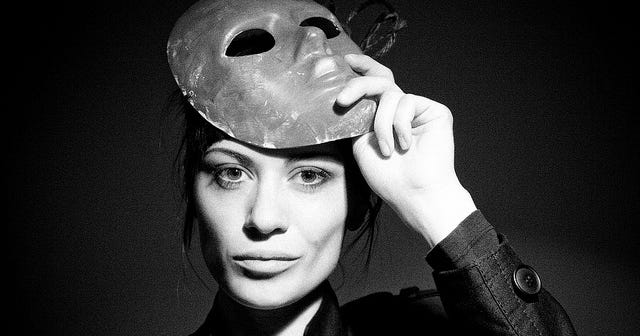 How to be yourself… to be authentic! | by Maryam Rezaei | Medium