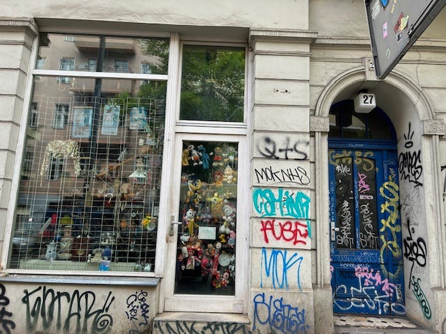 Enabling graffiti and street art in these crazy times? | by Jeffrey Ian ...