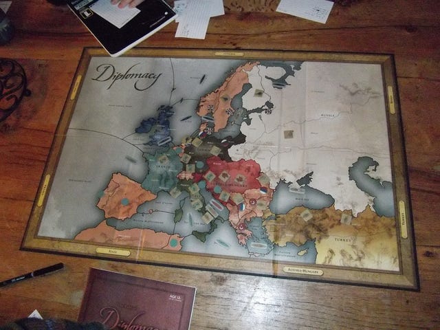3 Diplomacy Variants That You Can Play Online | by Daanz | Medium