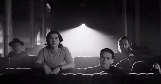 My experience singing on stage for the first time. | by Aya | Medium