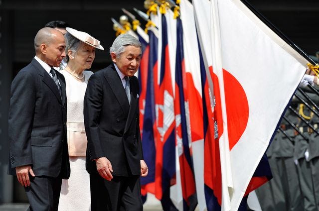 [Re-]constitutionalizing Two Asian Modern Monarchies: Japan’s Emperor ...