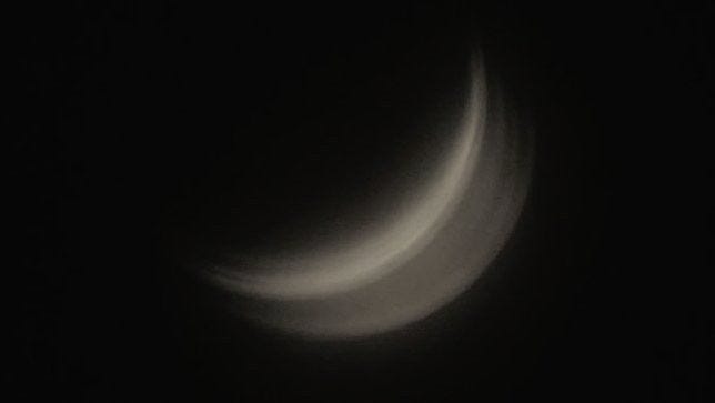 Berlabuh di Bulan.. Dalam perjalanan menuju berlabuh di… | by nayi | Medium