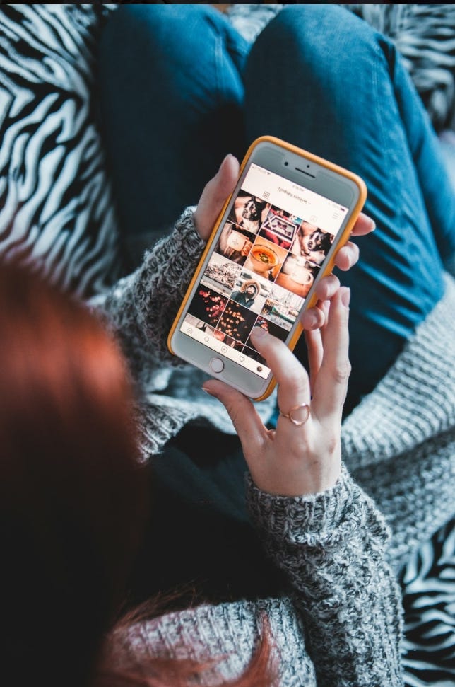 Late-Night Cell Phone Use and Its Consequences | by Roomi Writes🌼🌿 ...