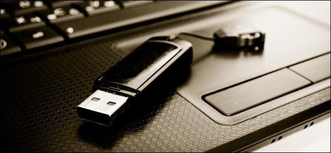 Flash Disk, Si Kecil Cabe Rawit. Di zaman yang serba canggih ini, kata ...