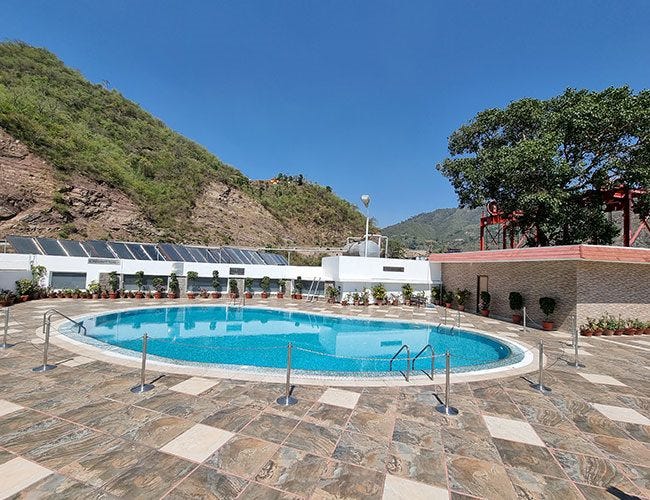 Parwanoo Hotels - Yashkhanna - Medium