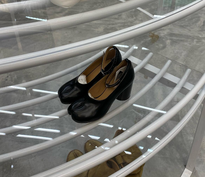What’s so special about “TABIS” ? - Surging Fashion - Medium