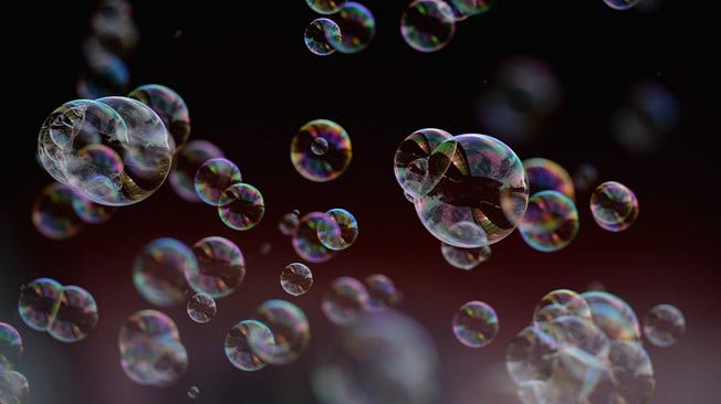 Enfim, soprando bolhas. Hoje tirei, enfim, o projeto da gaveta… | by Felipe Holanda | Medium