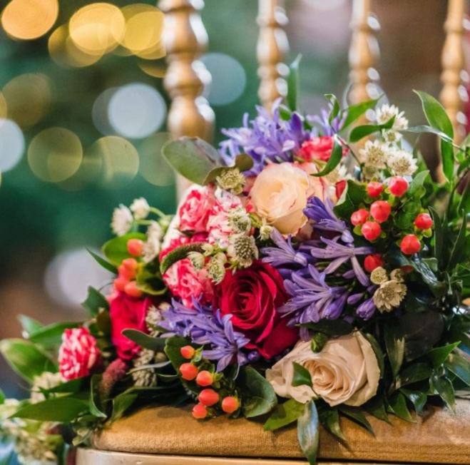 Tips to choose the best wedding florist in the UK | by Eternityuk | Medium