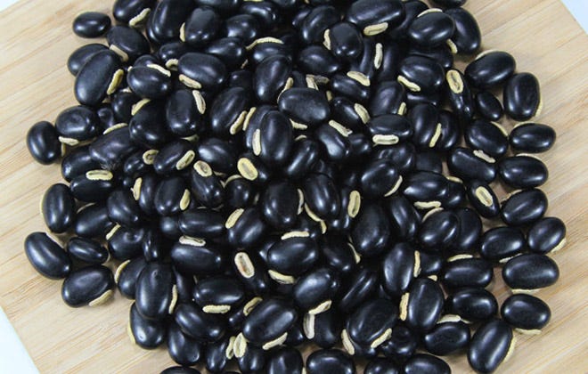 Black Lentils/Black Hyacinth Beans | by mandafood | Medium