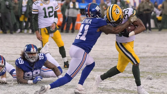 Packers Enthusiasm Takes Over Iconic New York Bar Ahead of Giants Clash ...